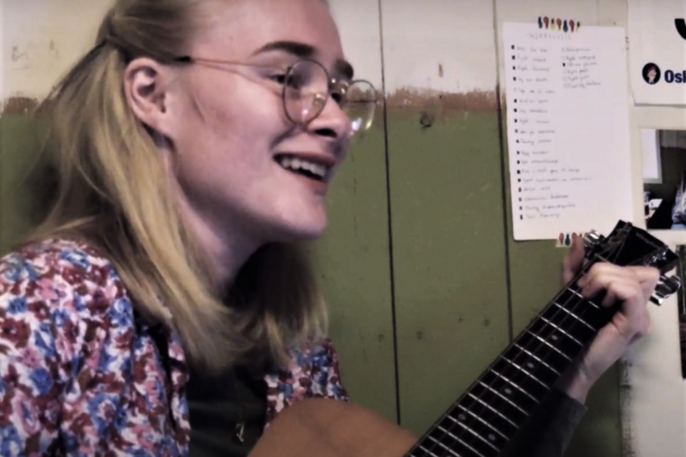 Synne har tatt store steg nærmere musikerdrømmen - Drømmestipendet